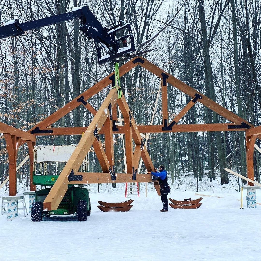 Northern Log — Top-Notch Support: Beam Trusses from Northern Log